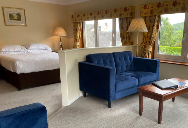 Four Poster Double Room | Lake District Castle Inn Hotel